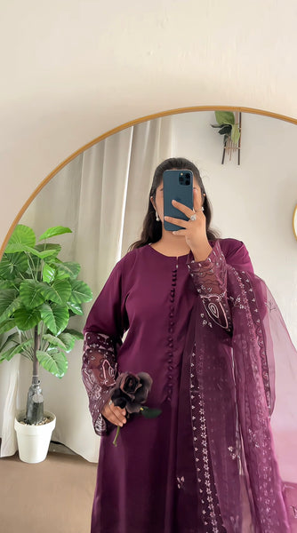 RABI – VEZ APPARELS